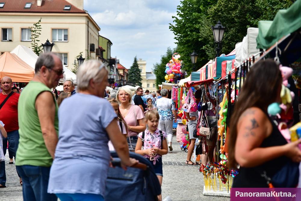 Stragany na Placu Wolności. Trwa odpust parafii św. Wawrzyńca [ZDJĘCIA ...