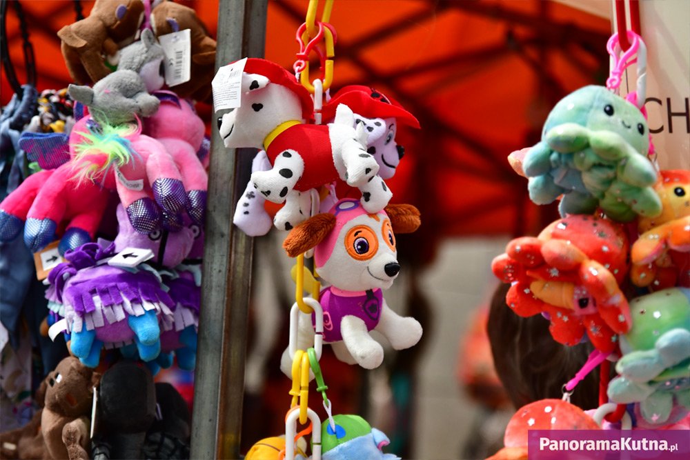 Stragany na Placu Wolności. Trwa odpust parafii św. Wawrzyńca [ZDJĘCIA ...