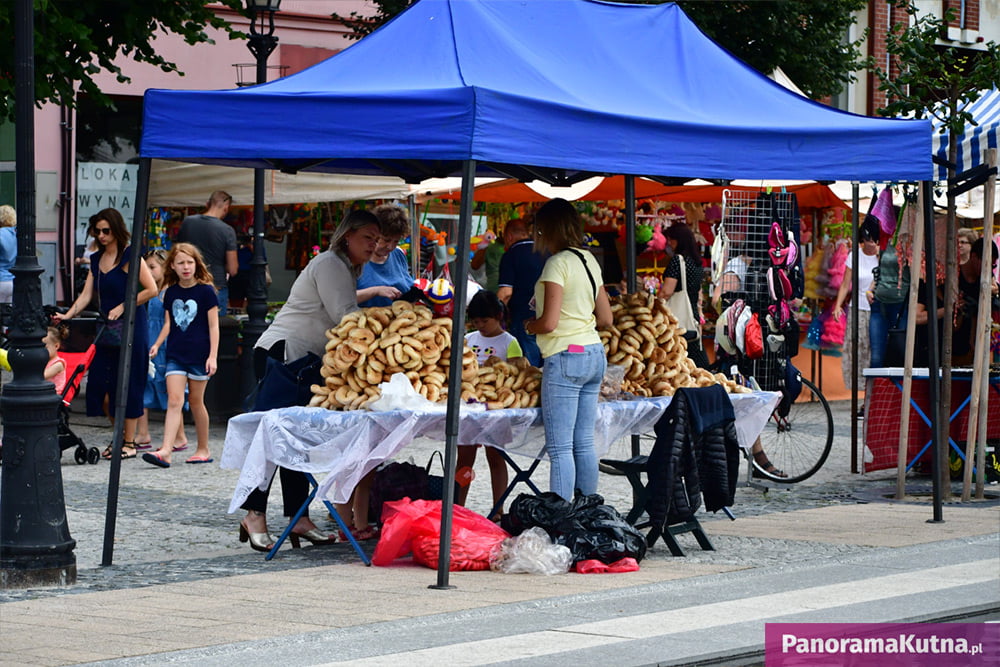 Stragany na Placu Wolności. Trwa odpust parafii św. Wawrzyńca [ZDJĘCIA ...